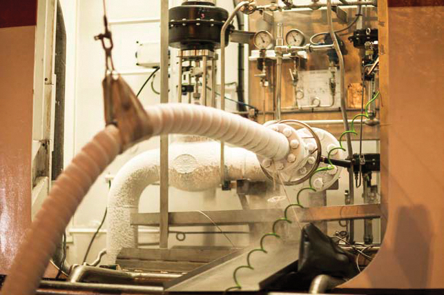 Why Standards for LNG Bunkering Hose Transfer Assemblies Are Necessary ...