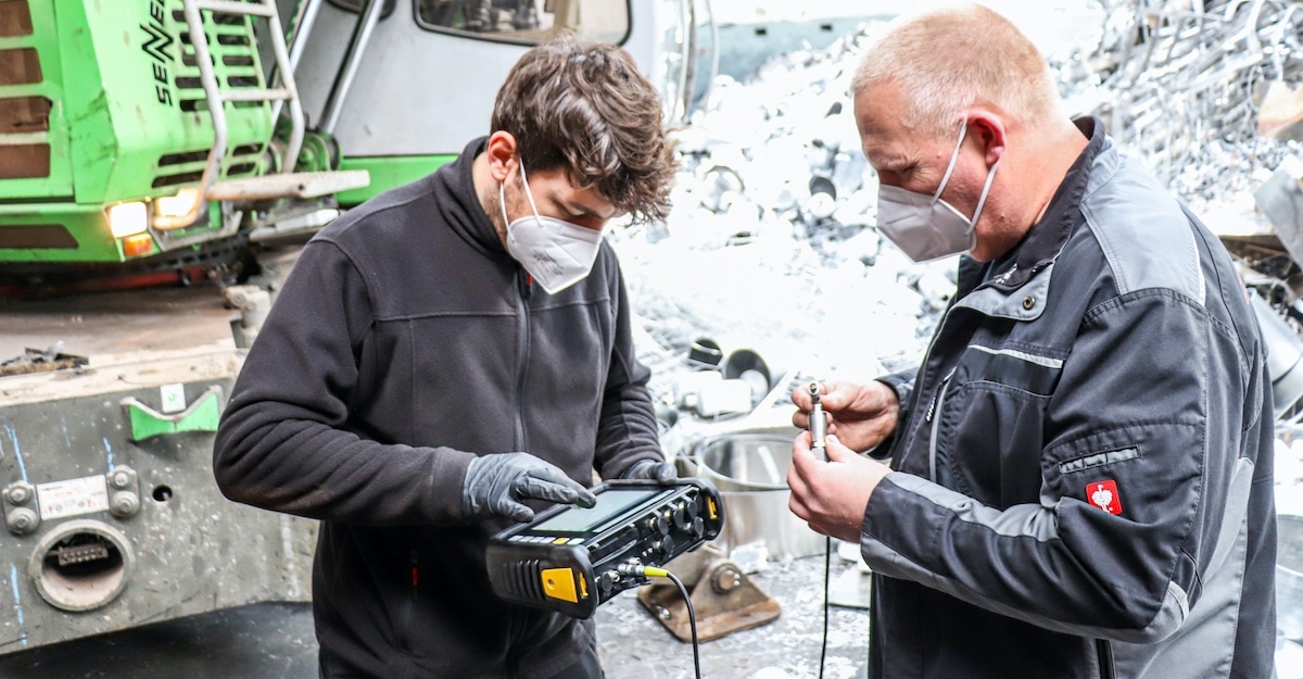 From Simple Pressure Measurement to Professional Condition Monitoring ...