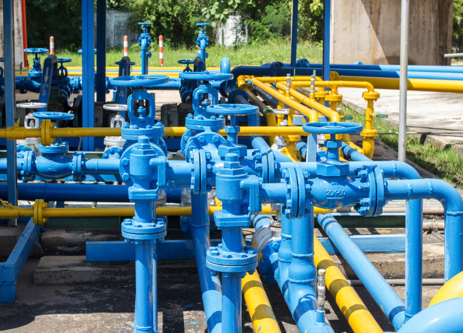 Steam Tracing for Pipe Protection • Fluid Handling Pro