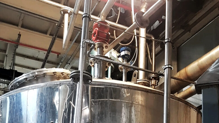 Continuous Level Measurement of Acetone with Melted Rosemary