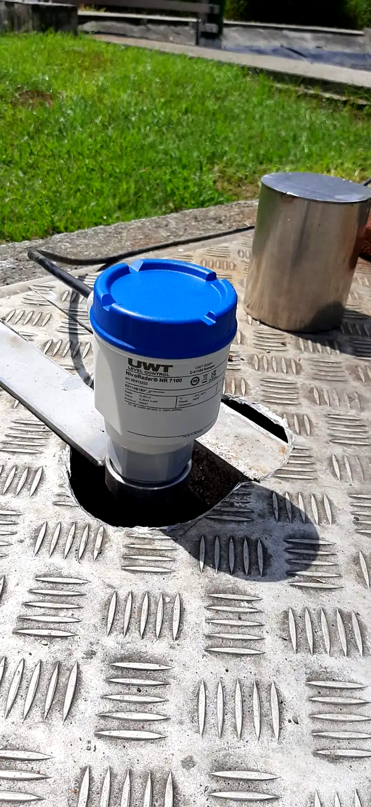 UWT´s Contact-Free Radar Solution For Water Treatment Slurry • Fluid ...