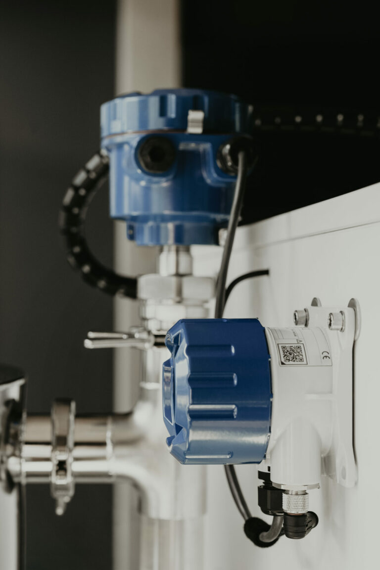 Best-in-Class Level Indicator – UWT’s new NT 9000 • Fluid Handling Pro