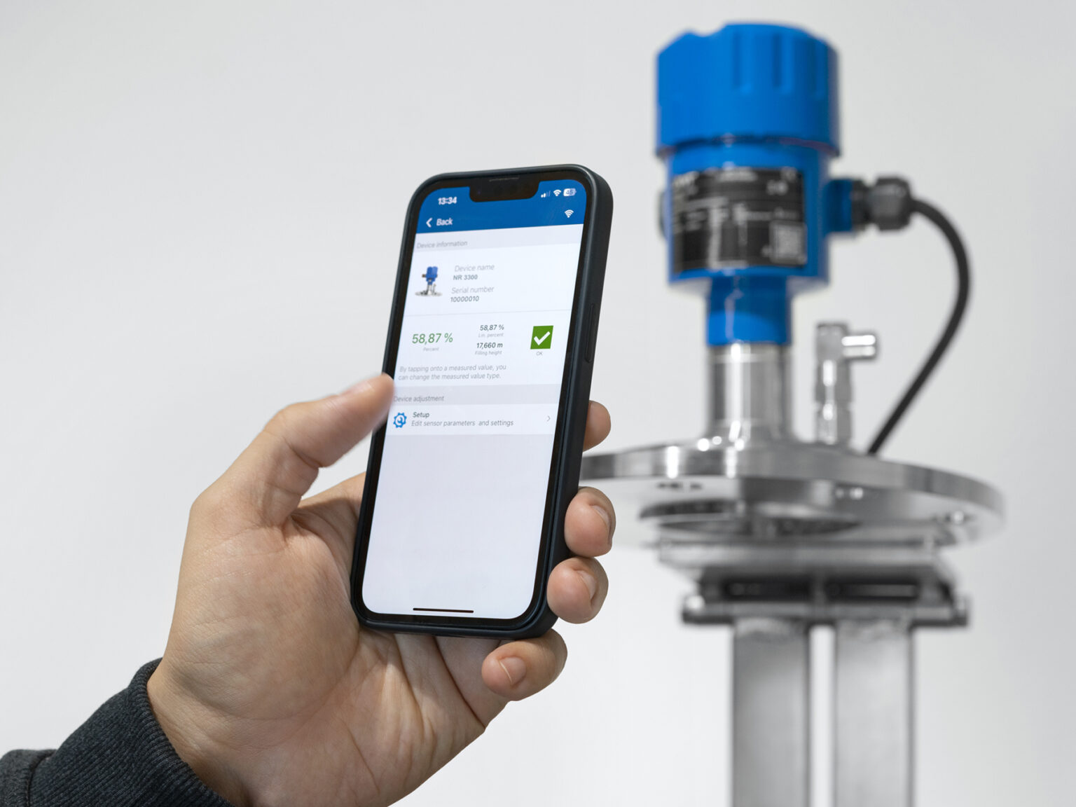 UWT Expands NivoRadar® Radar Sensors for Solids and Liquids • Fluid ...